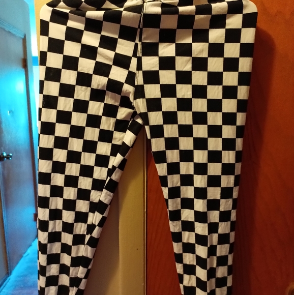 Leggings Depot | Pants & Jumpsuits | Checker Board Style Leggings One ...